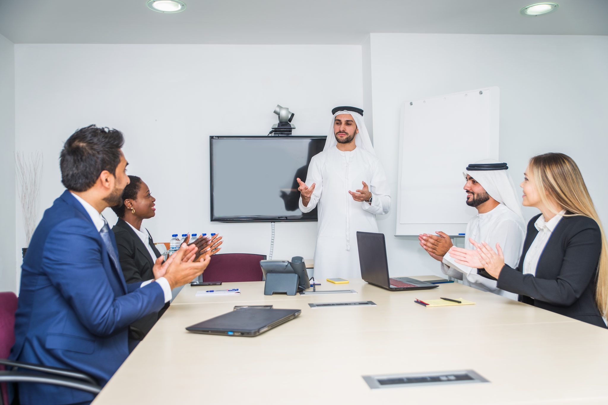 Guide to hire Emirati talent and support Emiratisation efforts